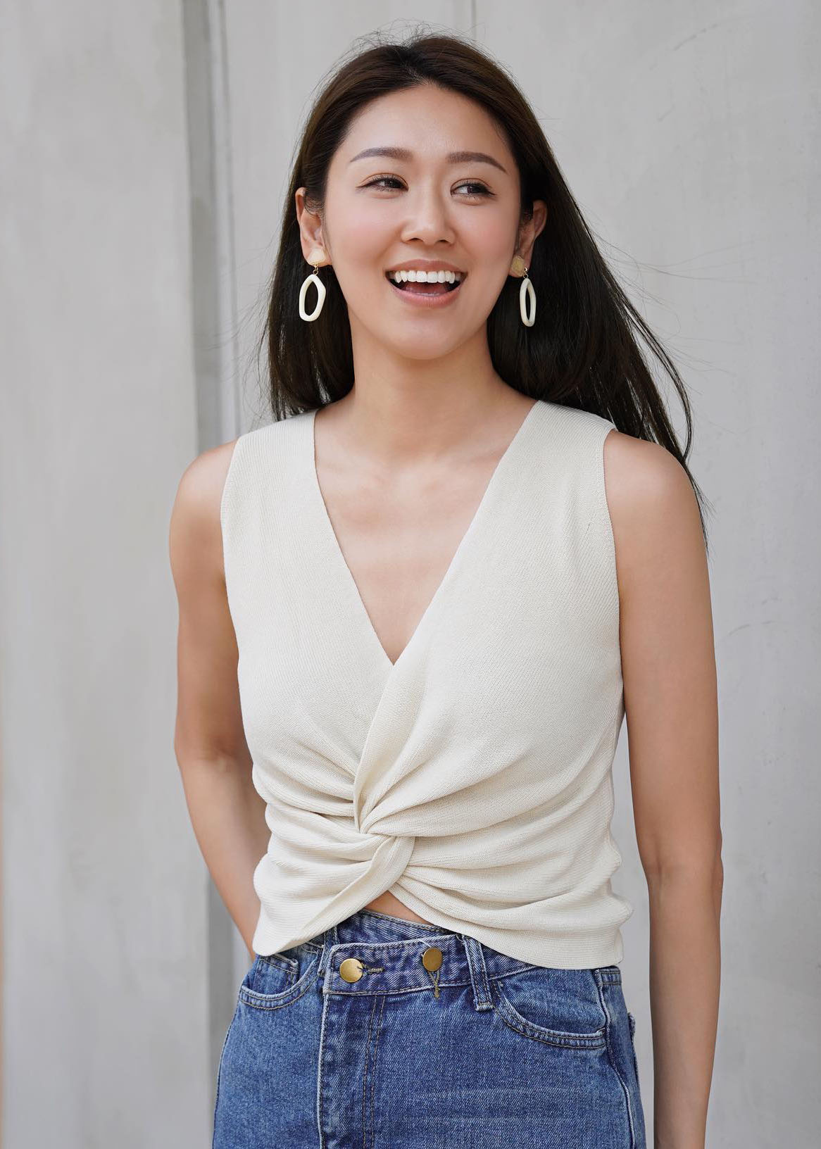 Liz Li - HKModelPlus